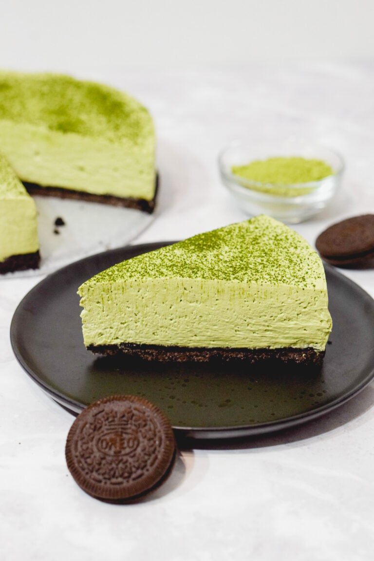 Matcha Green Tea Cheesecake (No-Bake) with Oreo Base - Sweet Mouth Joy