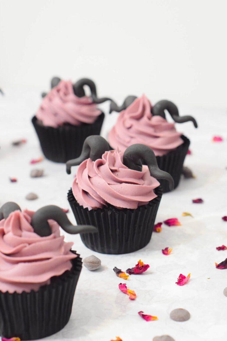 Maleficent Cupcakes - Sweet Mouth Joy